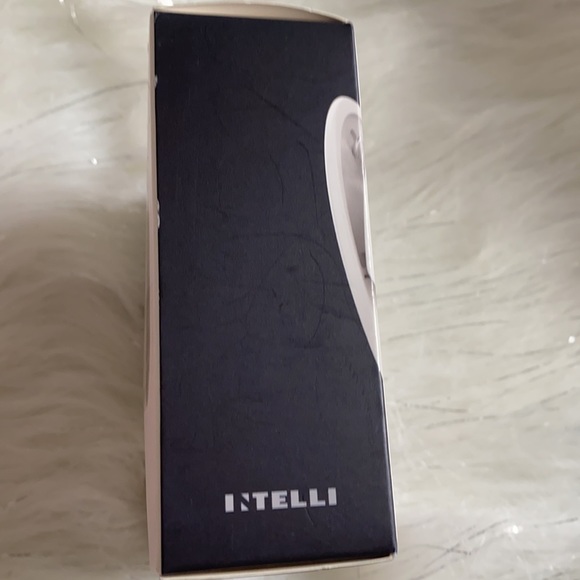 Intelli | Accessories | Intelli Universal Camera Light | Poshmark